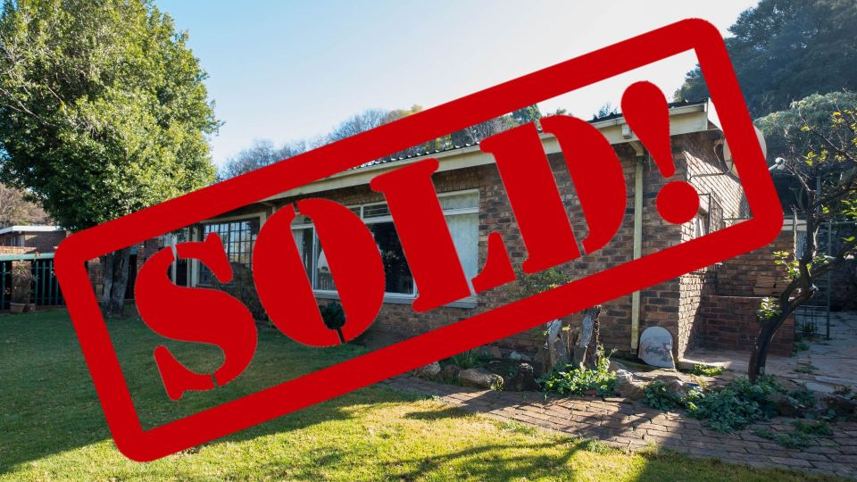 DECEASED ESTATE PROPERTY AUCTION - AuctionOne